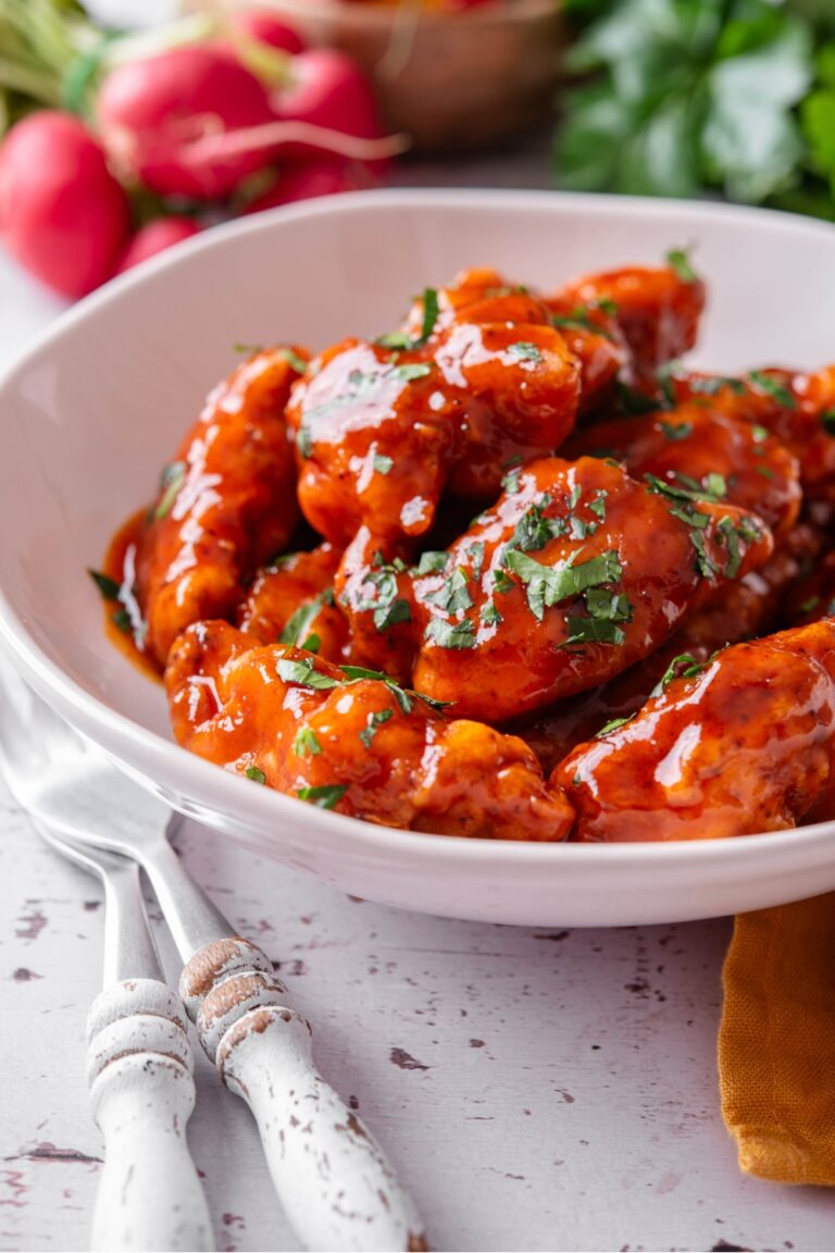 Crispy Boneless Chicken Wings with Buffalo Sauce