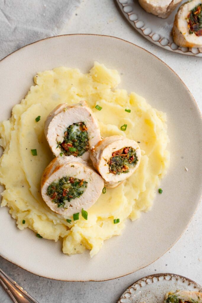 Chicken Roulade with Spinach and Mozzarella Cheese